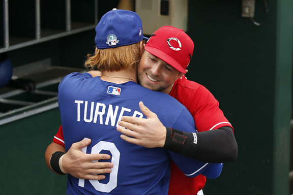 Social distancing proving tough for baseball players | News, Sports ...